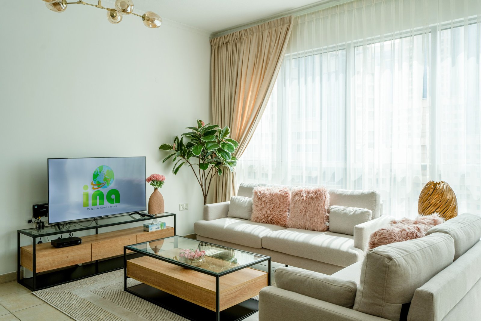 INA HOMES – 2BHK Apartment – Tower 5 Downtown Dubai – Ina Vacation Homes