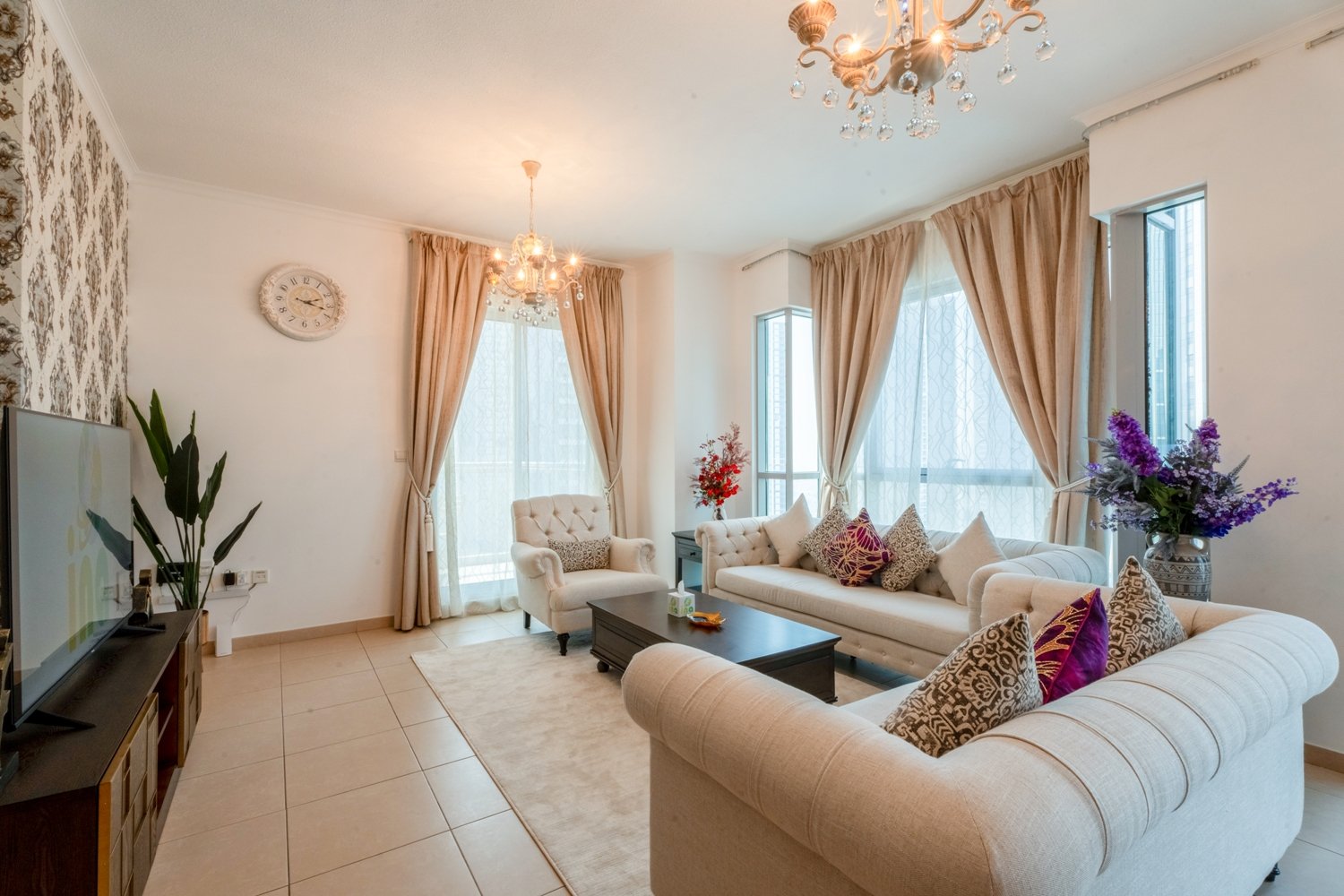 INA HOMES – 2BHK APARTMENT – Tower 1 Downtown Dubai – Ina Vacation Homes