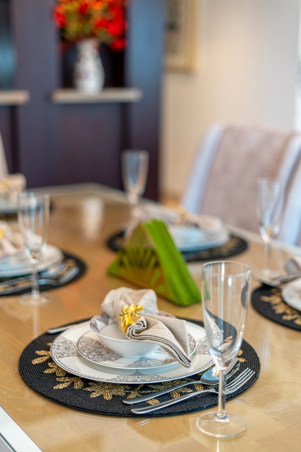 INA HOMES – 2BHK APARTMENT – Tower 1 Downtown Dubai – Ina Vacation Homes