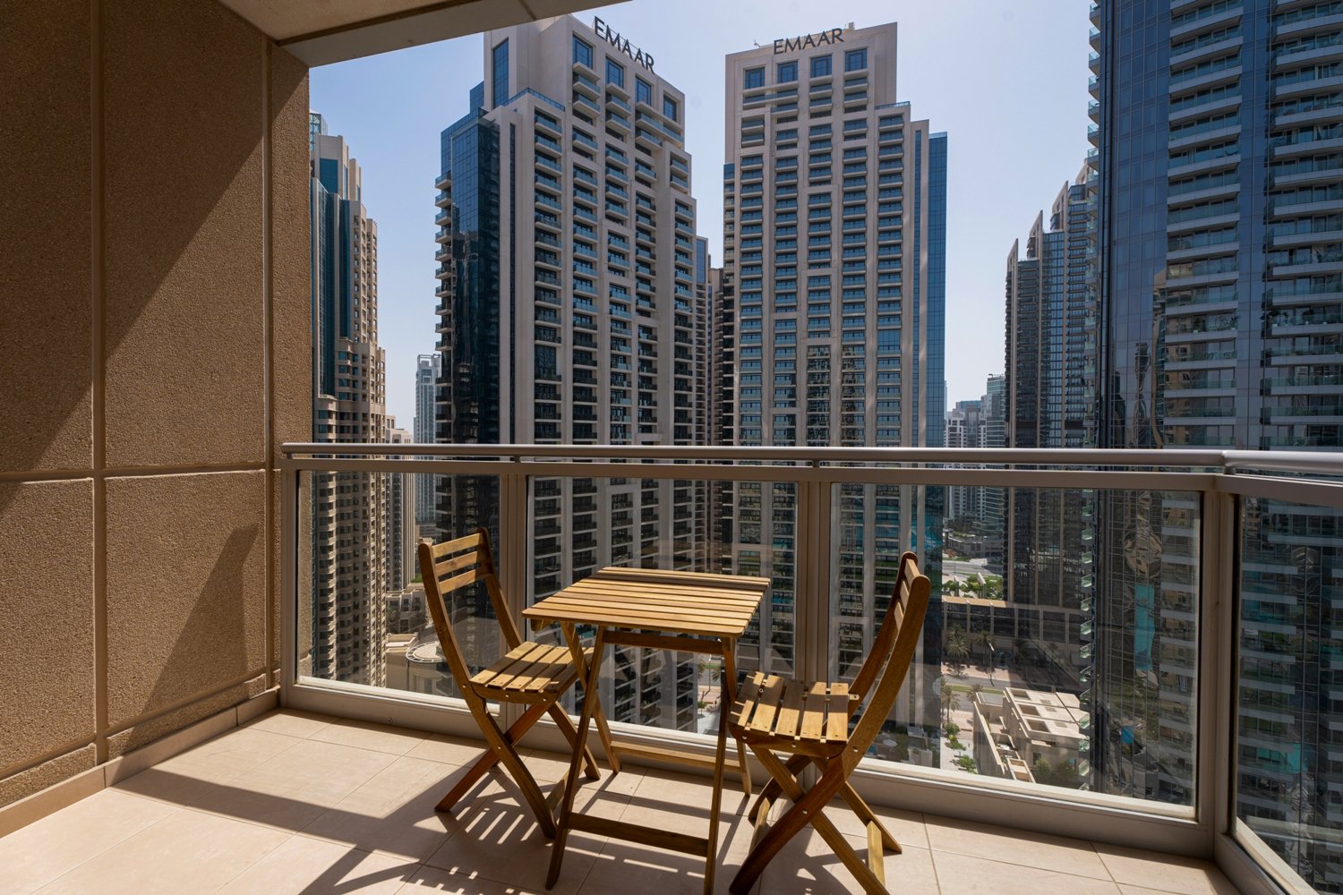 INA HOMES – 2BHK APARTMENT – Tower 1 Downtown Dubai – Ina Vacation Homes